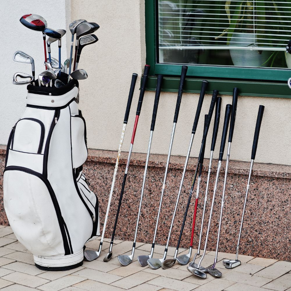 How Golf Divot Tools Can Be Used to Organize Your Golf Bag – YingDuJia